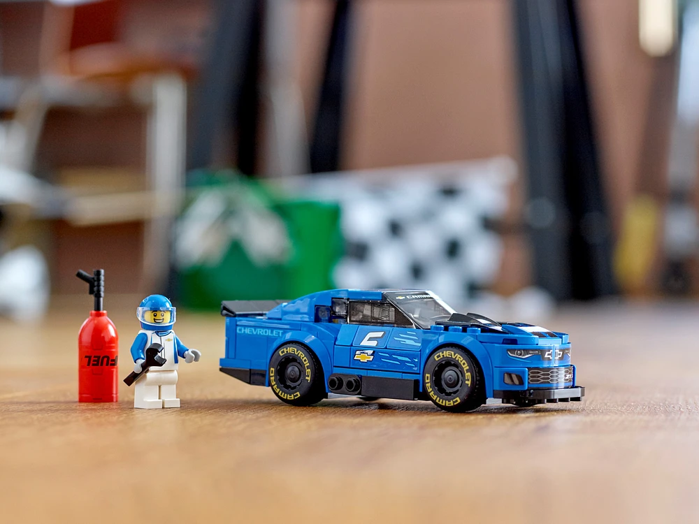 LEGO® Chevrolet Camaro ZL1 Race Car | Mall of America®