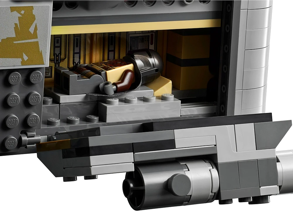 LEGO® The Razor Crest™ | Mall of America®