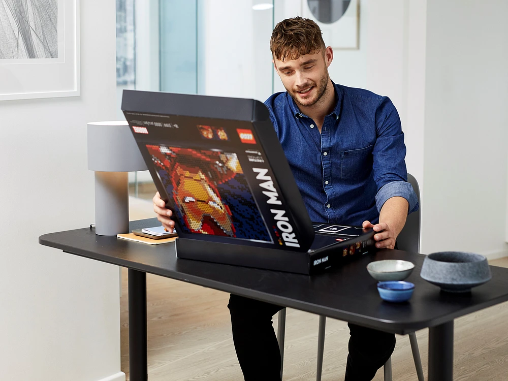 LEGO® Marvel Studios Iron Man | Mall of America®