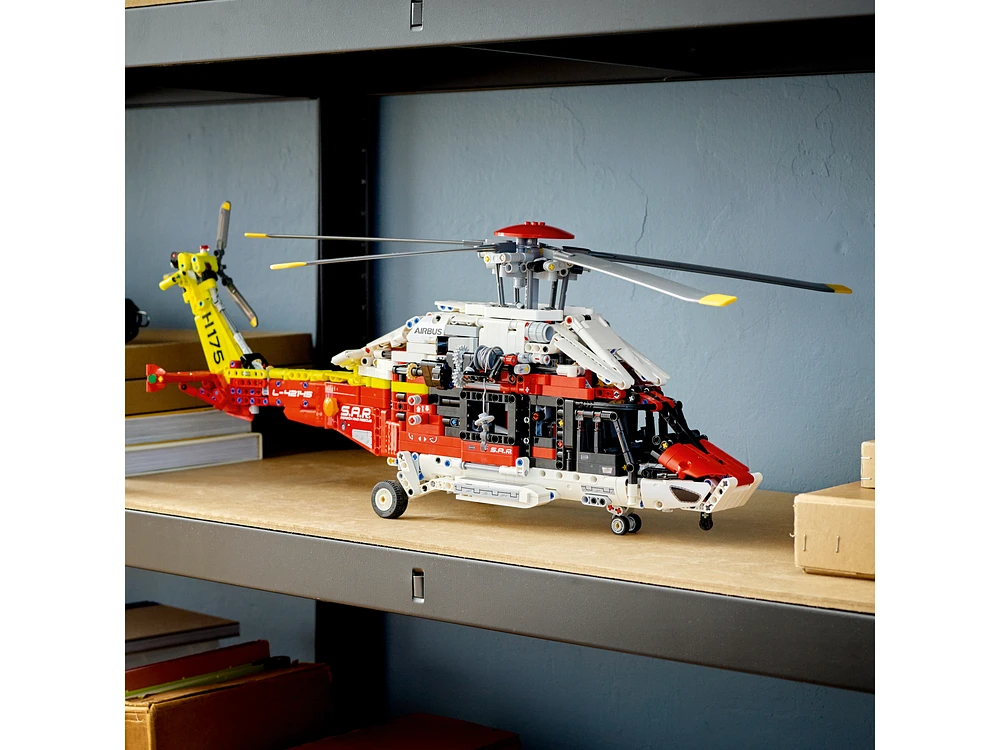 LEGO® Airbus H175 Rescue Helicopter | Mall of America®