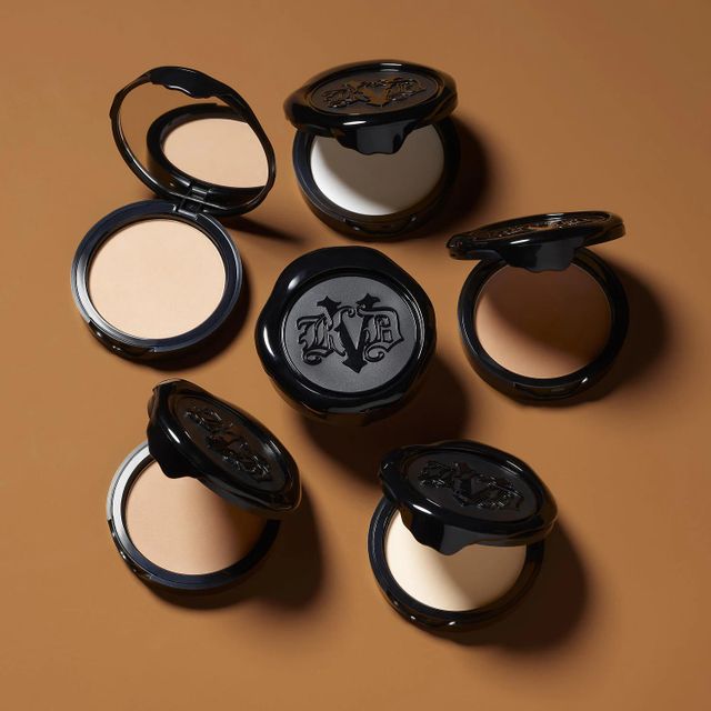 Pressed-powder-compact | Mall of America®