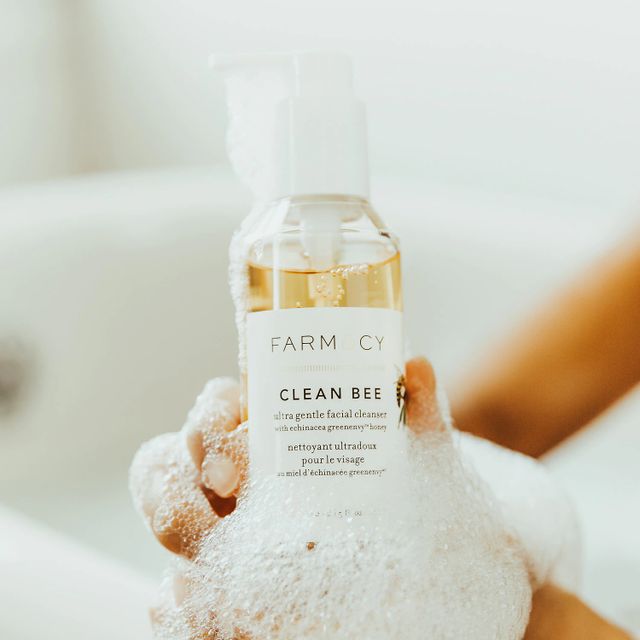 Farmacy Clean Bee Ultra Gentle Facial Cleanser | Mall of America®