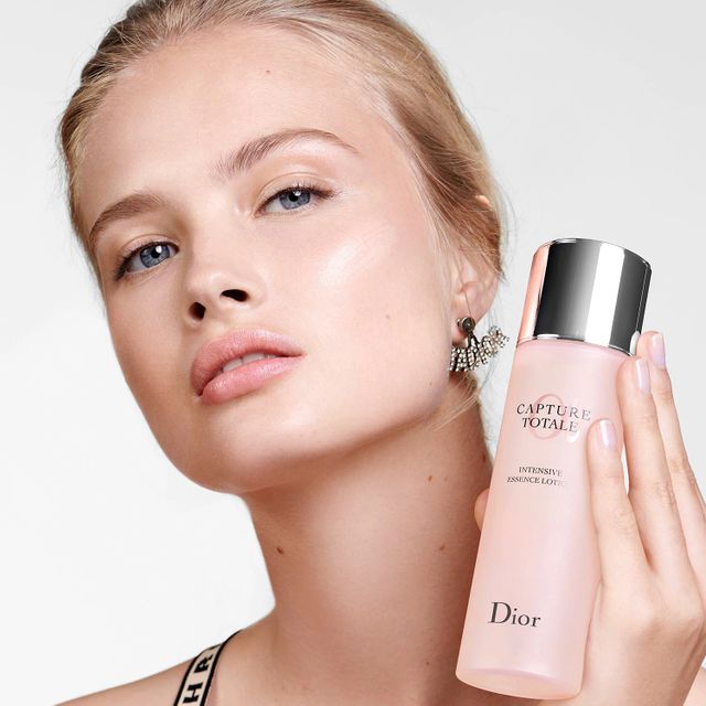Dior Capture Totale Intensive Essence Lotion | Mall of America®