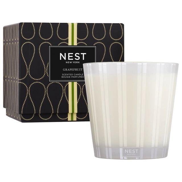 NEST New York Grapefruit Candle | Hawthorn Mall